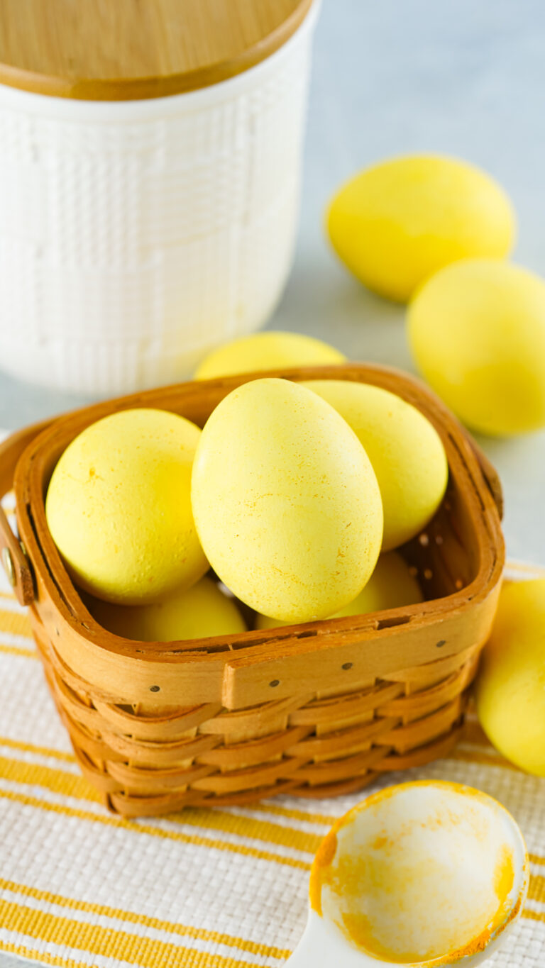 DIY Easter Egg Dyes: Dyeing Eggs with SCIENCE! - sciencewithayan.com